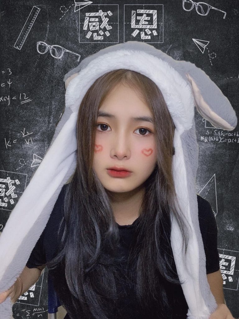 70+ Hình ảnh Quỳnh Alee gái xinh tiktok xinh đẹp dễ thương