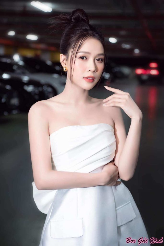 80+ Hình ảnh Sam sexy với những bộ bikini