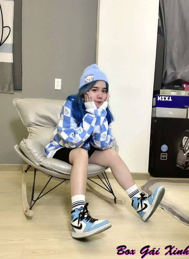 80+ Hình ảnh Mèo Simmy xinh đẹp cute, sexy, mới nhất 2022