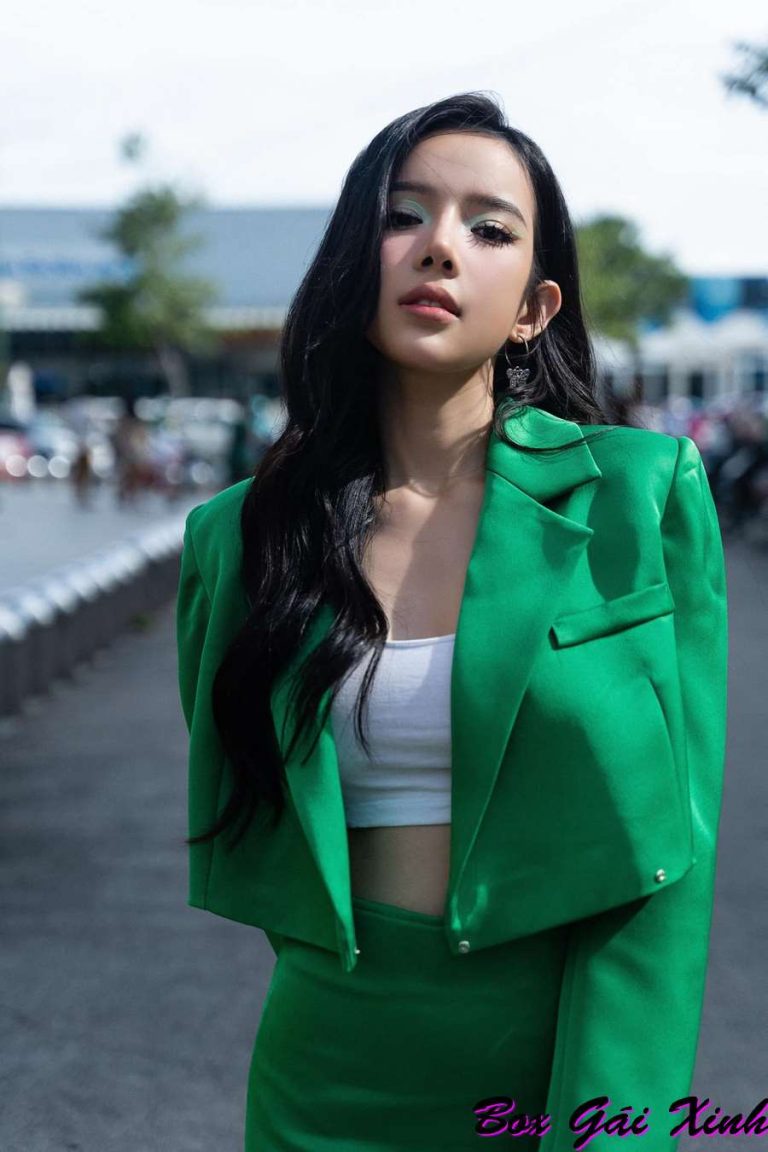 60+hình ảnh Lyly xinh xắn, sexy, bikini mới nhất 2022