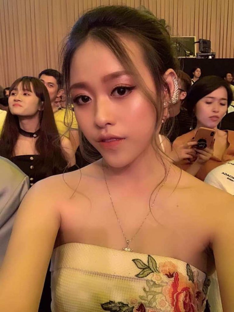 50+ ảnh Trà Đặng tiktoker xinh đẹp, sexy, ngầu lòi